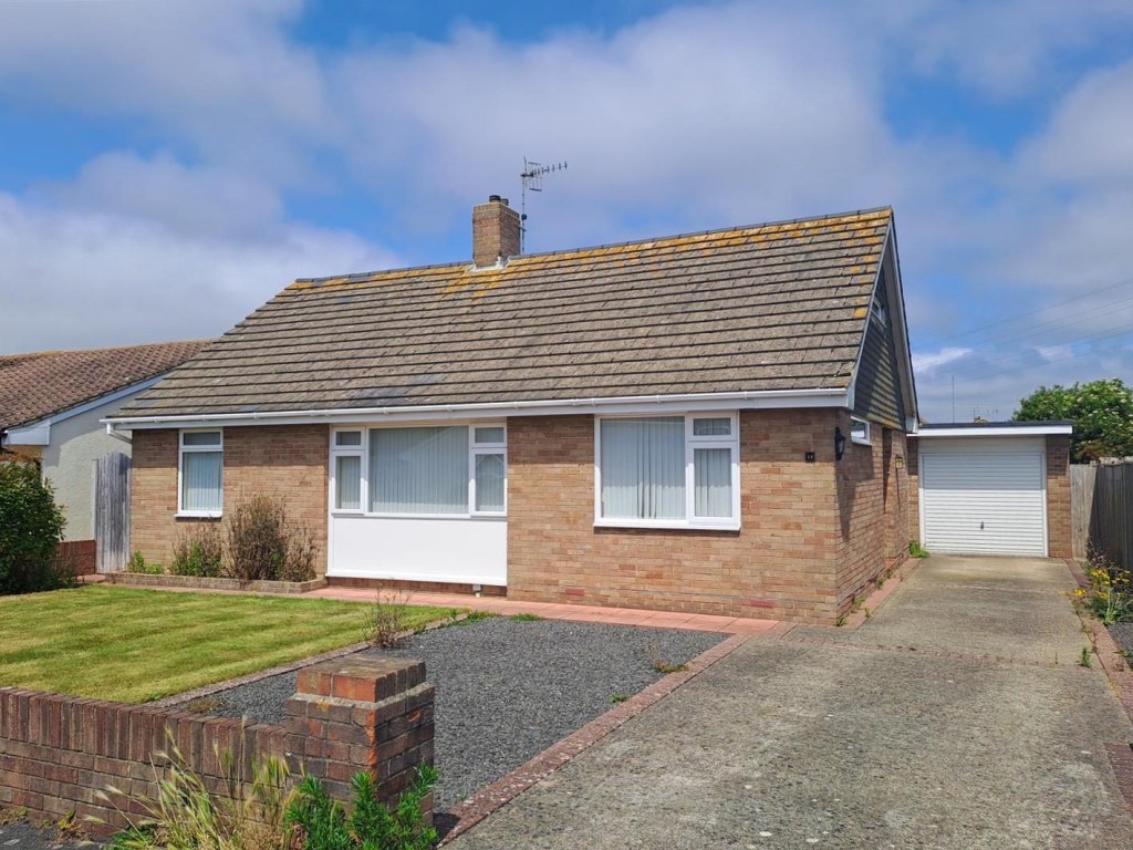 Saxon Close, East Preston, 2 bedroom, Bungalow - Detached